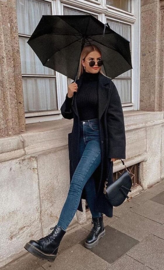 40 Black Combat Boots Outfit for Winter - Chicinspire
