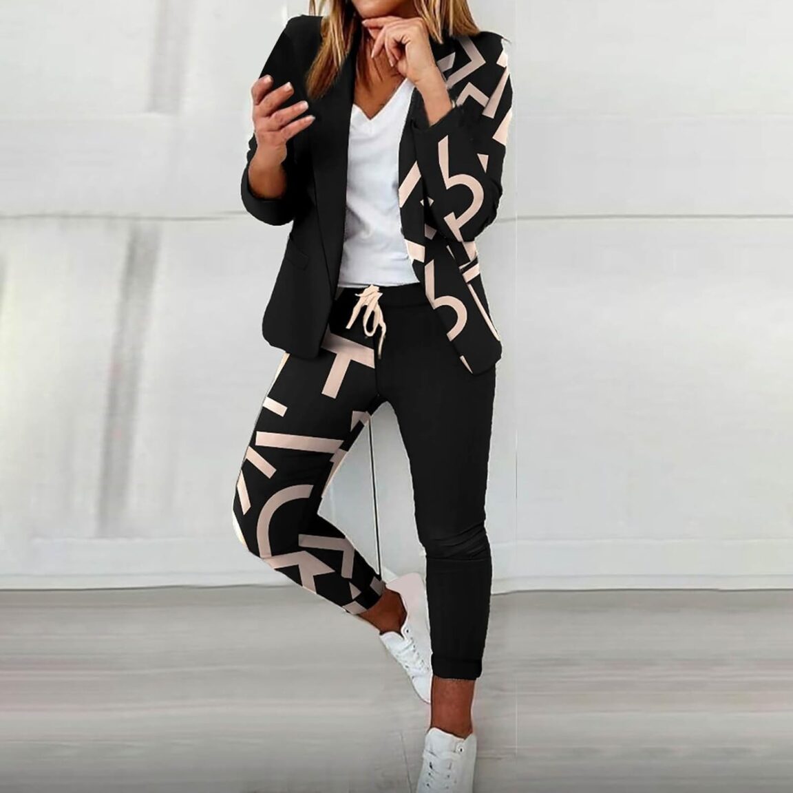 20 Spring Work Outfits for Women - Chicinspire